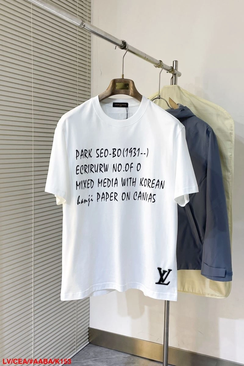 Bargain Louis Vuitton T-Shirts