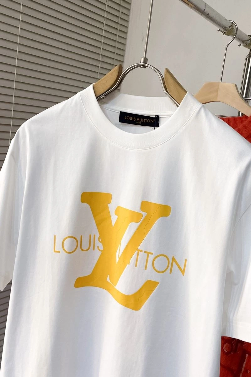 1:1 copy Louis Vuitton T-Shirts