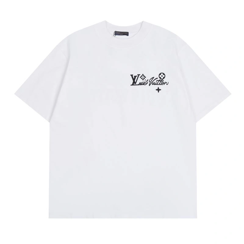 Accurate model Louis Vuitton T-Shirts