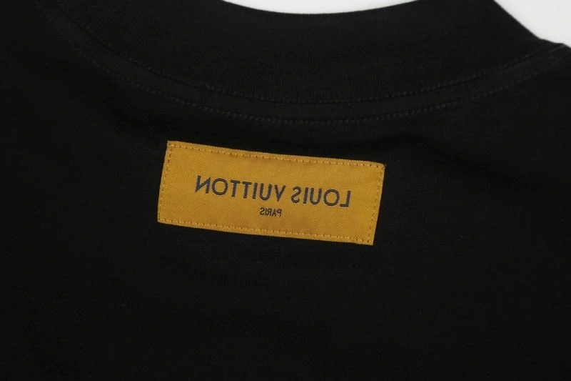 High accuracy Louis Vuitton T-Shirts