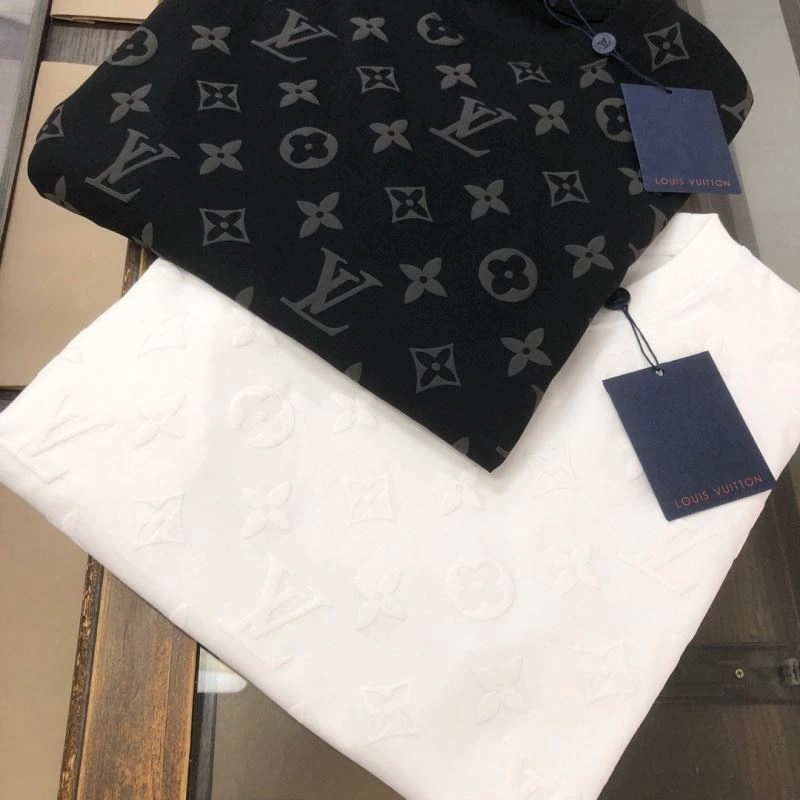 Precise copy Louis Vuitton T-Shirts