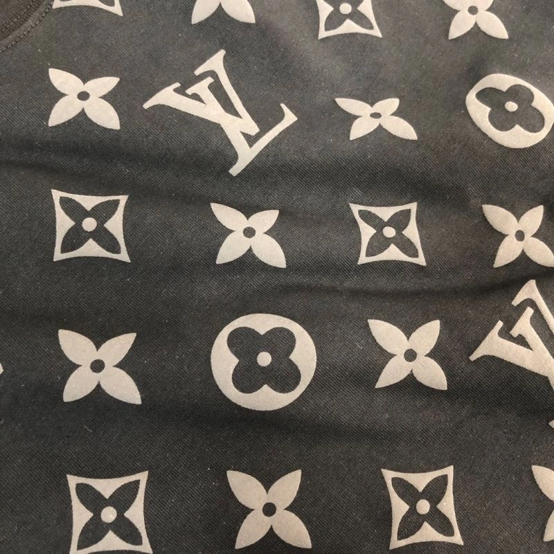 Precise copy Louis Vuitton T-Shirts