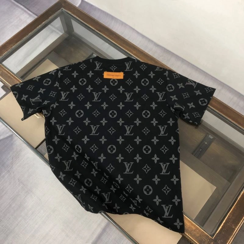 Precise copy Louis Vuitton T-Shirts