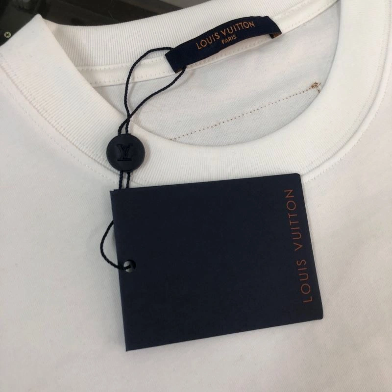 Top match Louis Vuitton T-Shirts