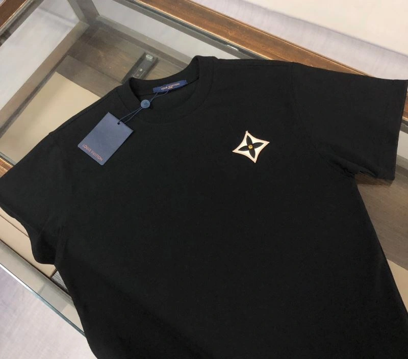 High fidelity Louis Vuitton T-Shirts