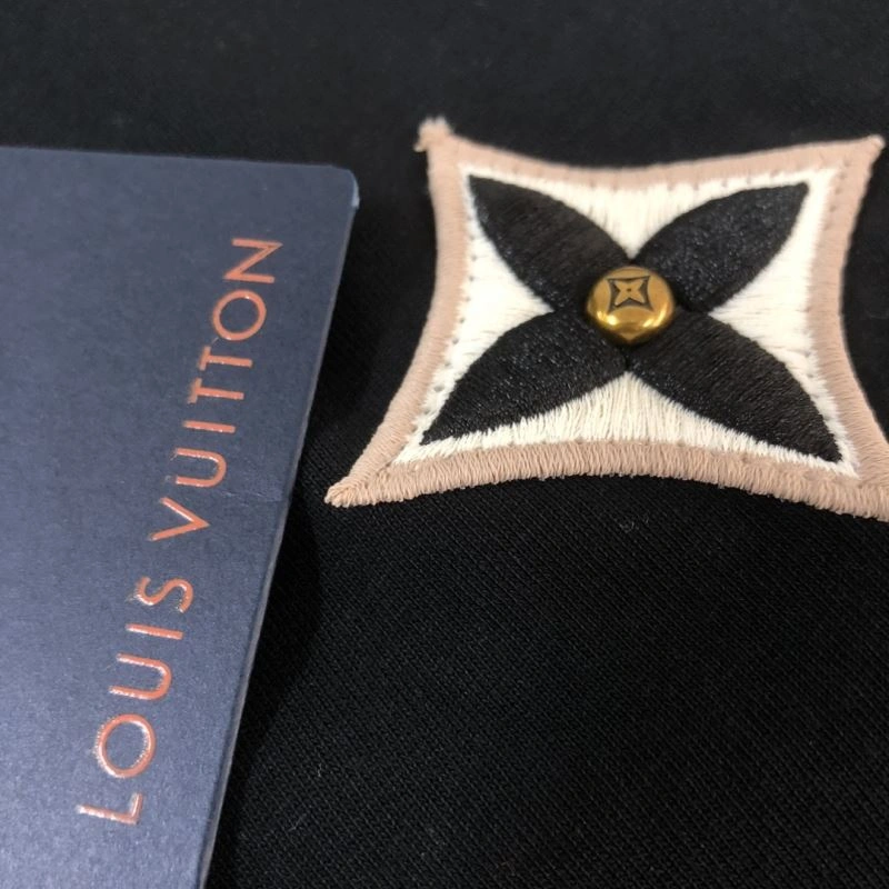 High fidelity Louis Vuitton T-Shirts