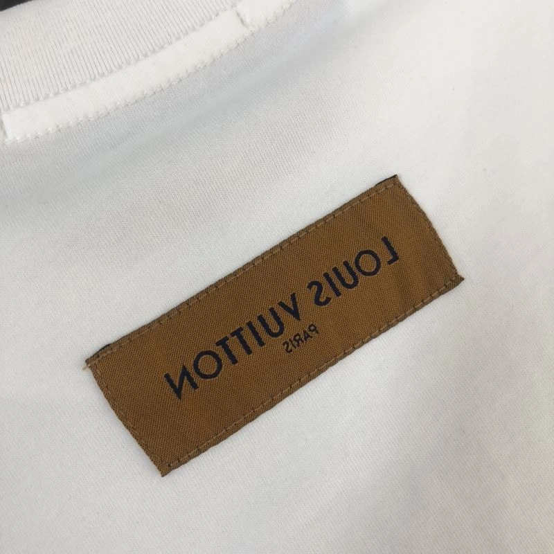 Indistinguishable Louis Vuitton T-Shirts