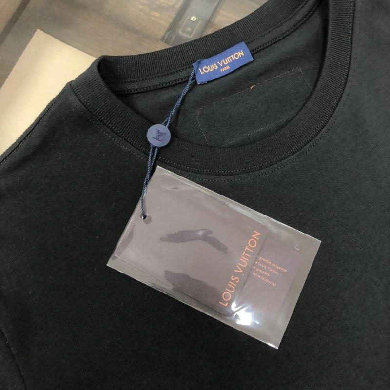 Inexpensive Louis Vuitton T-Shirts