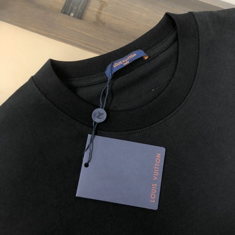 Inexpensive Louis Vuitton T-Shirts