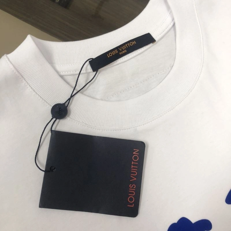 Indistinguishable Louis Vuitton T-Shirts