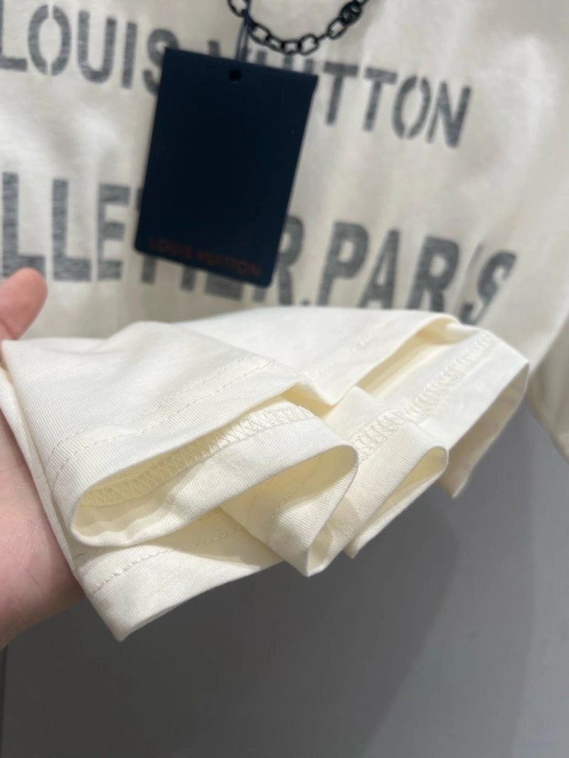 High fidelity Louis Vuitton T-Shirts