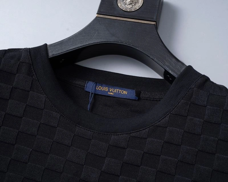 Top match Louis Vuitton T-Shirts