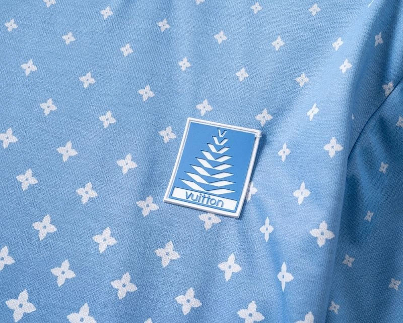 Low-cost Louis Vuitton T-Shirts