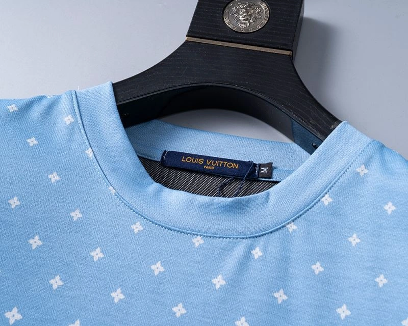 Low-cost Louis Vuitton T-Shirts
