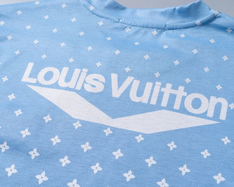 Low-cost Louis Vuitton T-Shirts
