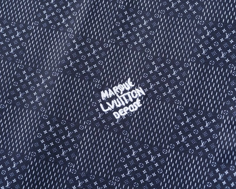 High fidelity Louis Vuitton T-Shirts
