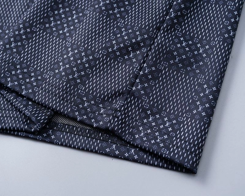 High fidelity Louis Vuitton T-Shirts