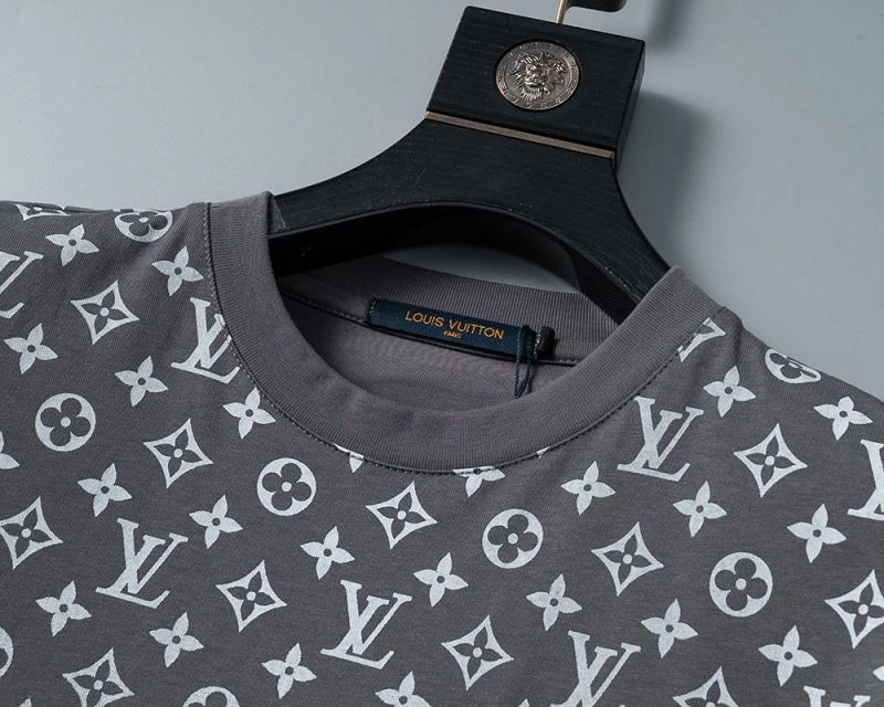 Reasonably priced Louis Vuitton T-Shirts