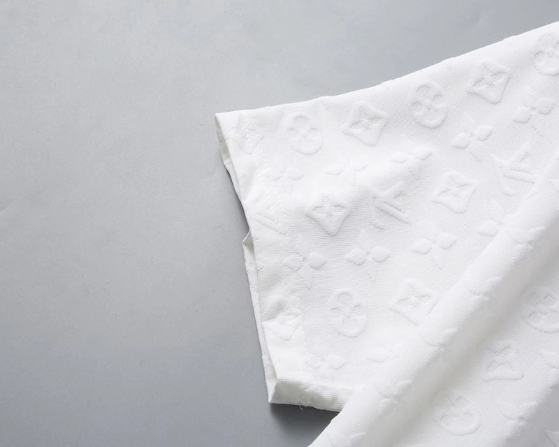 Accurate model Louis Vuitton T-Shirts