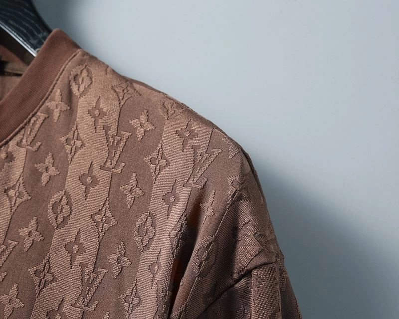 Precise copy Louis Vuitton T-Shirts