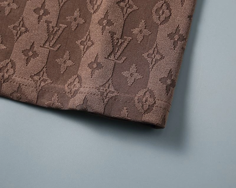 Precise copy Louis Vuitton T-Shirts