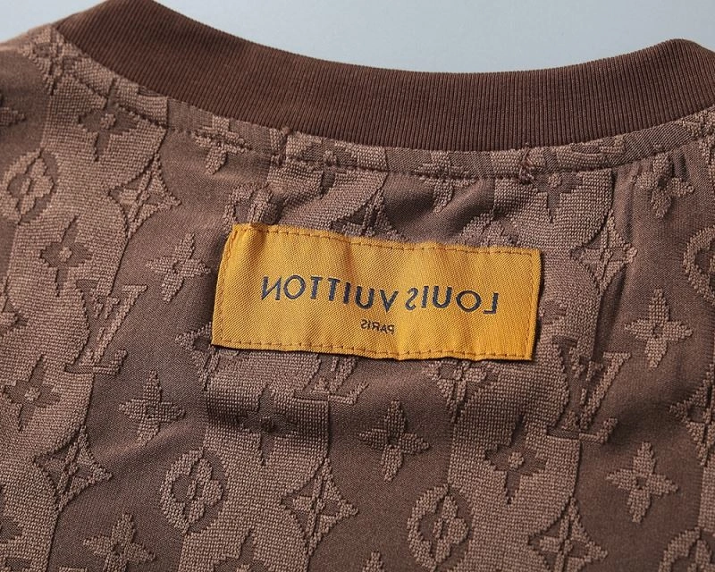 Precise copy Louis Vuitton T-Shirts