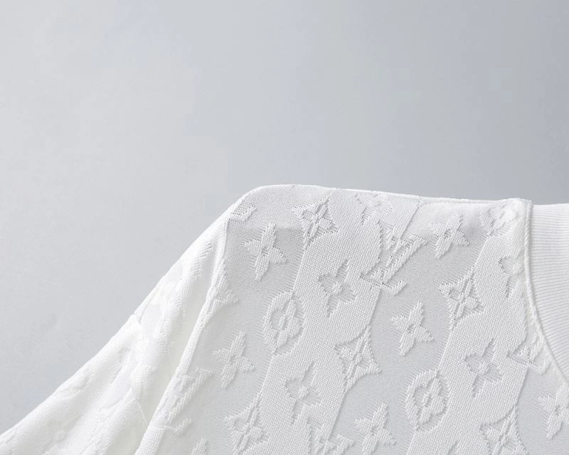 Exact replica Louis Vuitton T-Shirts