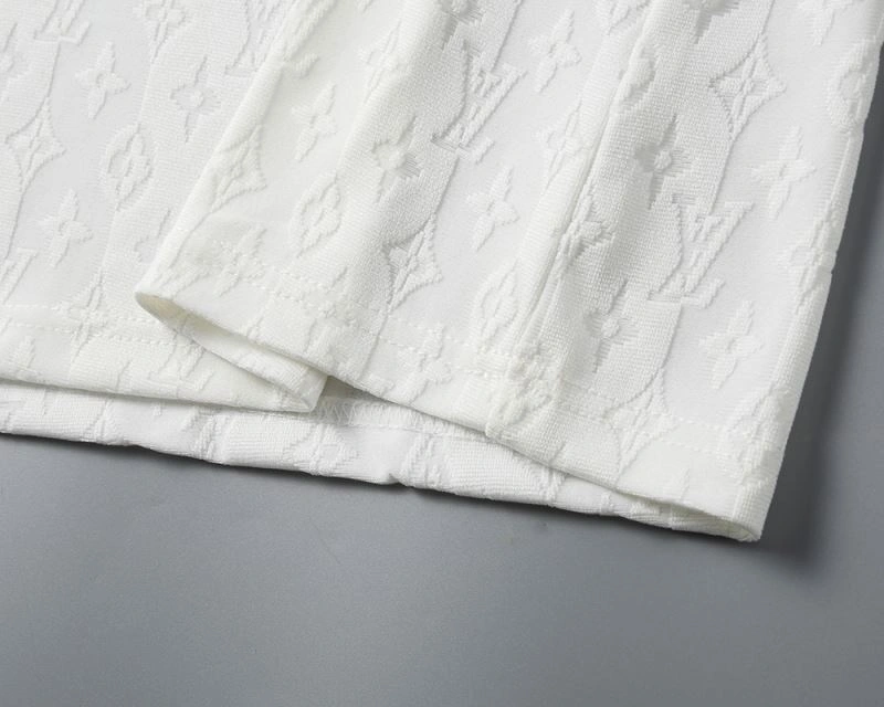 Exact replica Louis Vuitton T-Shirts
