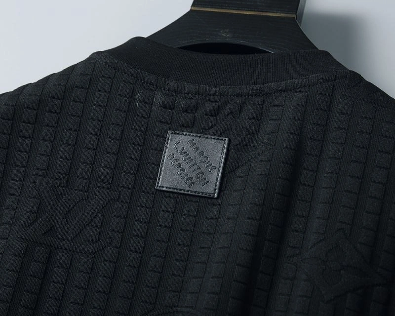 Low-cost Louis Vuitton T-Shirts