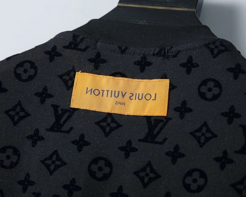 Inexpensive Louis Vuitton T-Shirts