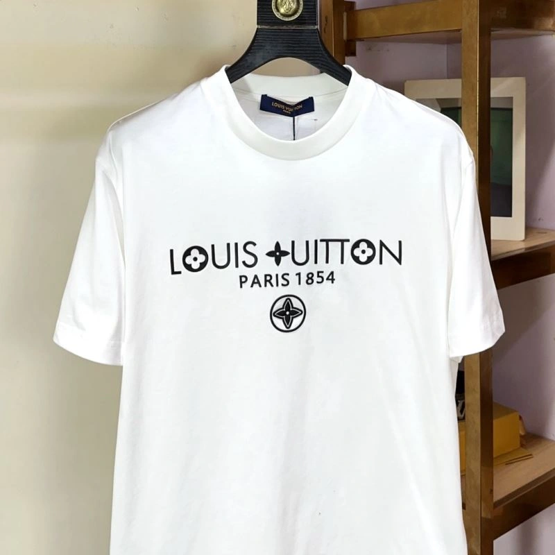 Cut-rate Louis Vuitton T-Shirts