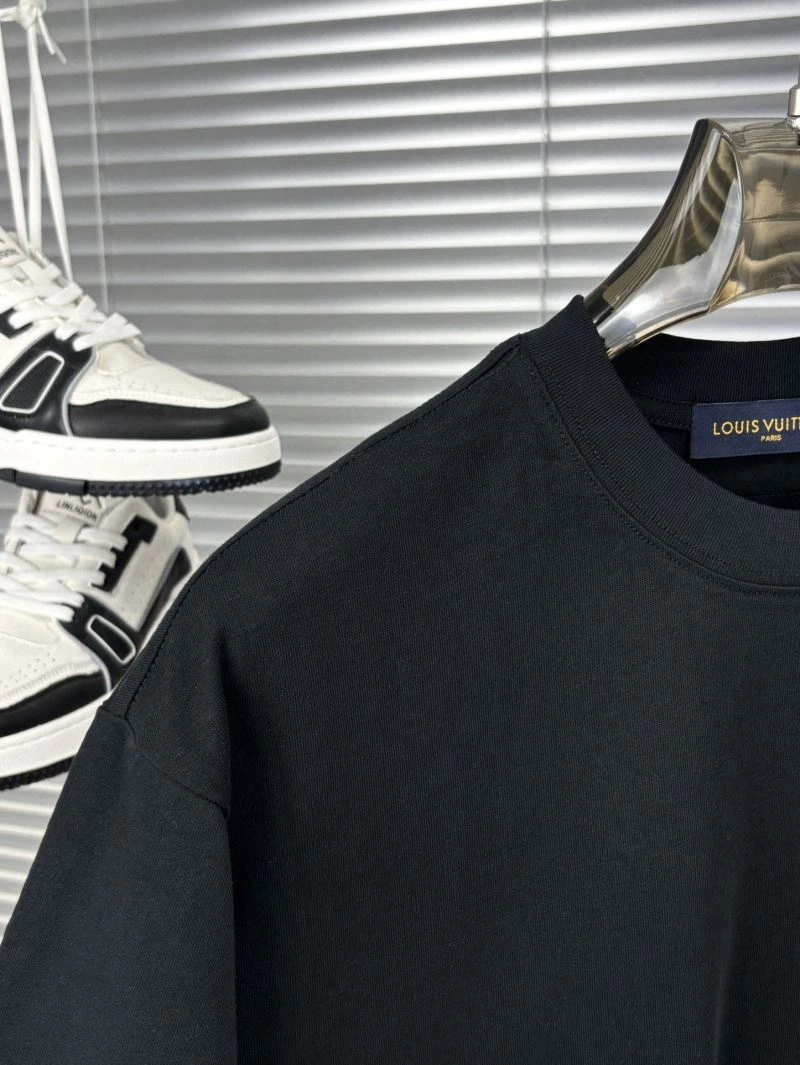 Bargain Louis Vuitton T-Shirts