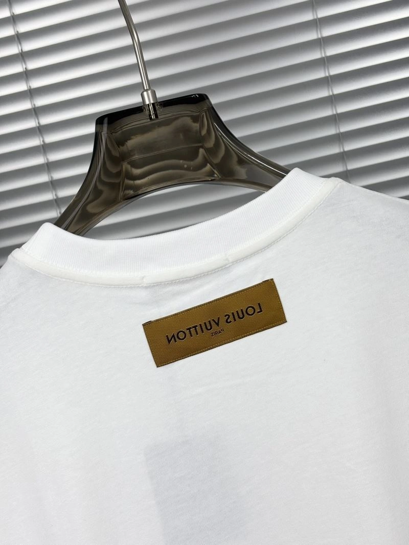 Indistinguishable Louis Vuitton T-Shirts