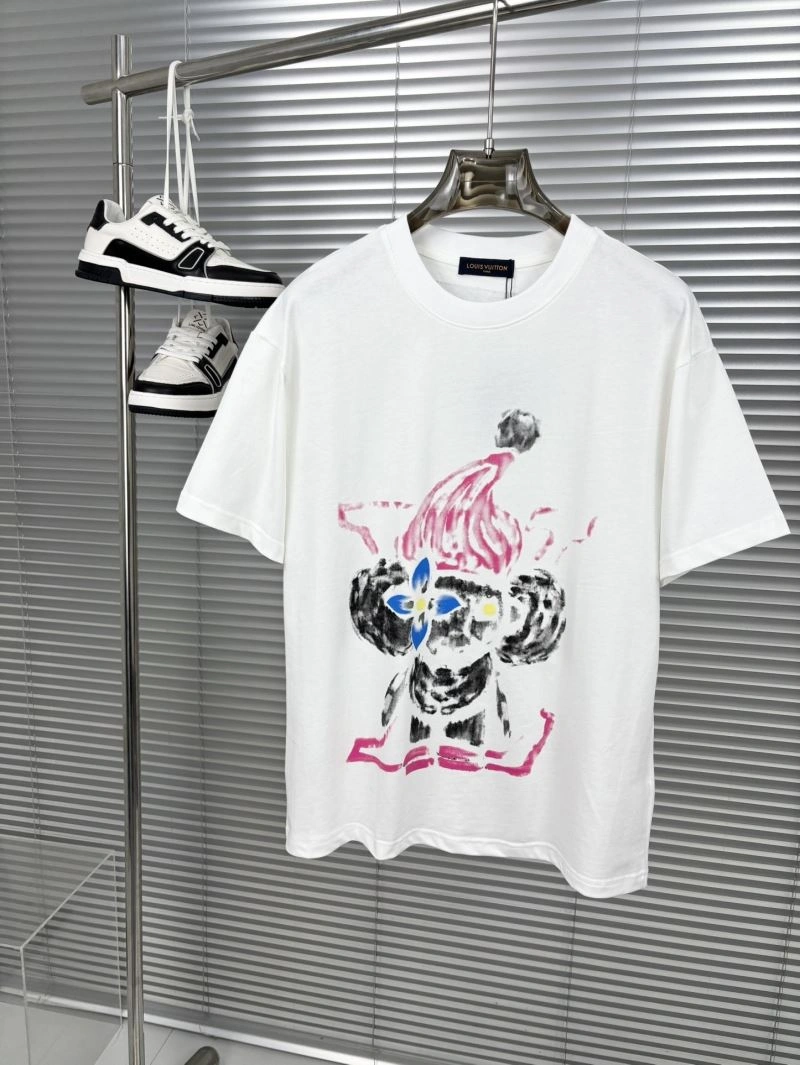Indistinguishable Louis Vuitton T-Shirts