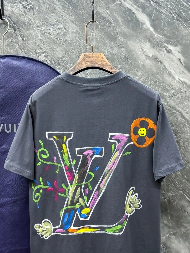 Top match Louis Vuitton T-Shirts