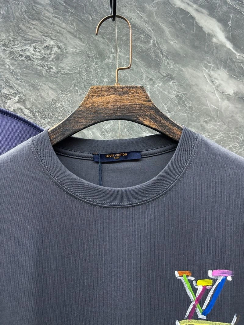 Top match Louis Vuitton T-Shirts