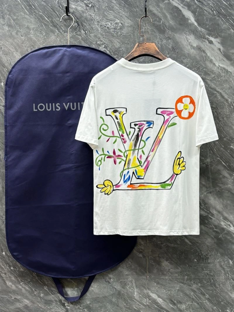 Indistinguishable Louis Vuitton T-Shirts