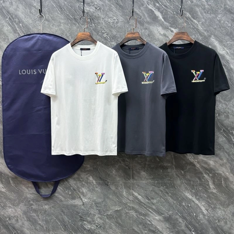 Indistinguishable Louis Vuitton T-Shirts