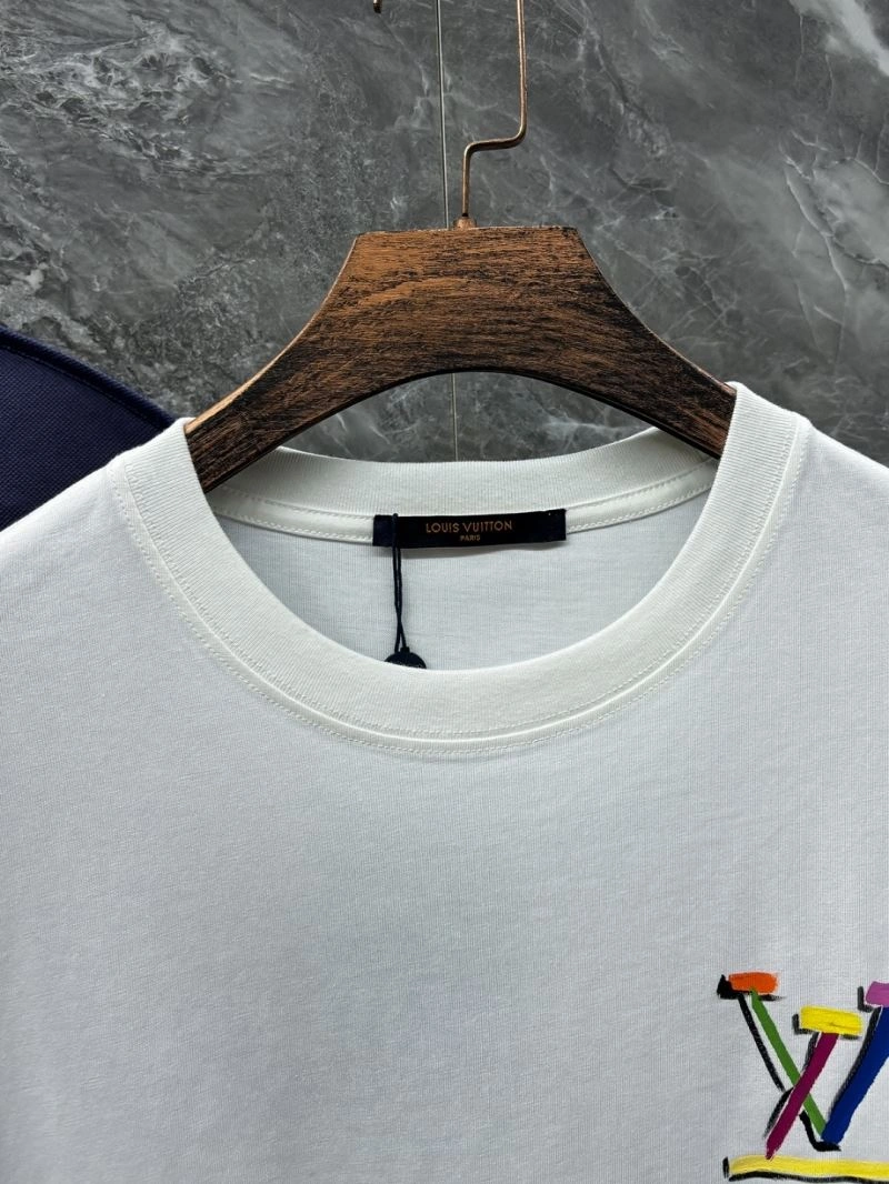 Indistinguishable Louis Vuitton T-Shirts