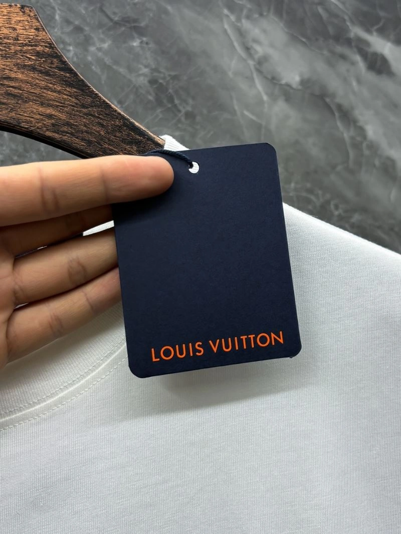 Indistinguishable Louis Vuitton T-Shirts