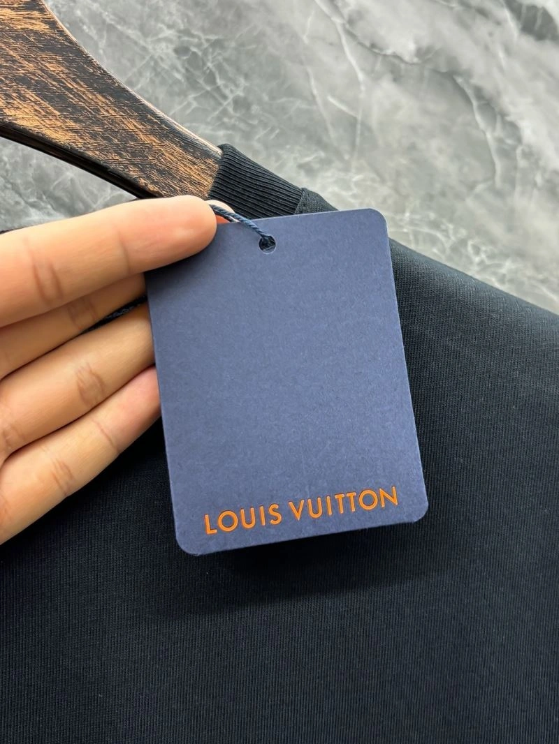 Top mirror Louis Vuitton T-Shirts
