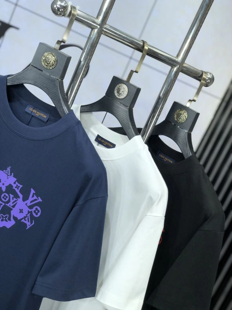 Low-cost Louis Vuitton T-Shirts