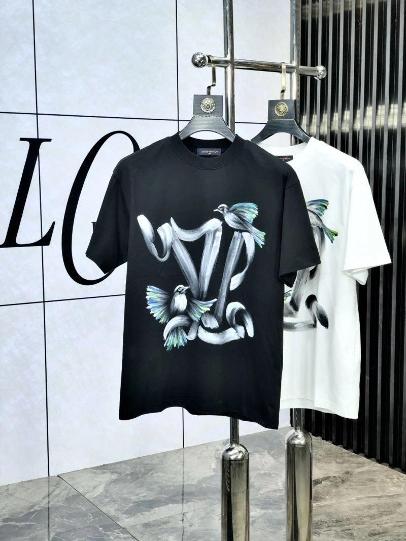 Bargain Louis Vuitton T-Shirts