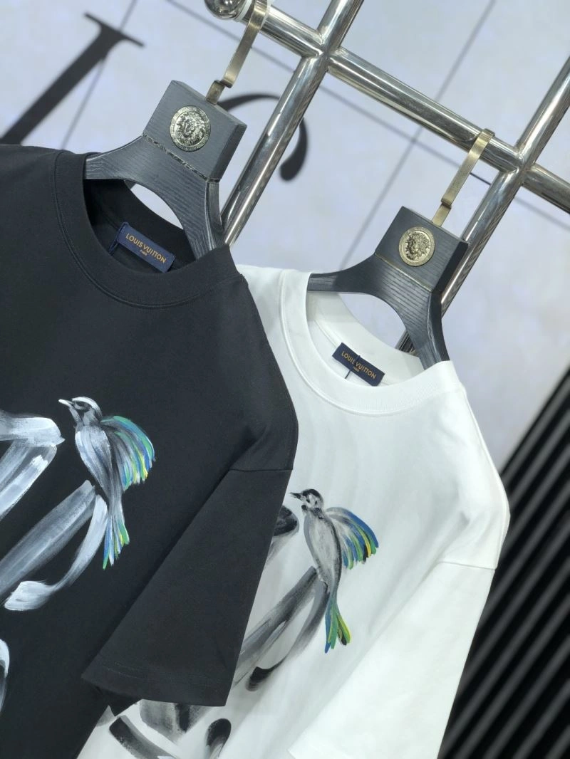 Bargain Louis Vuitton T-Shirts
