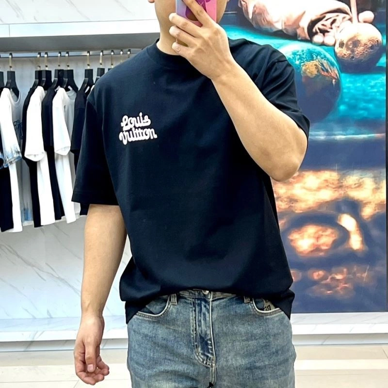 Inexpensive Louis Vuitton T-Shirts
