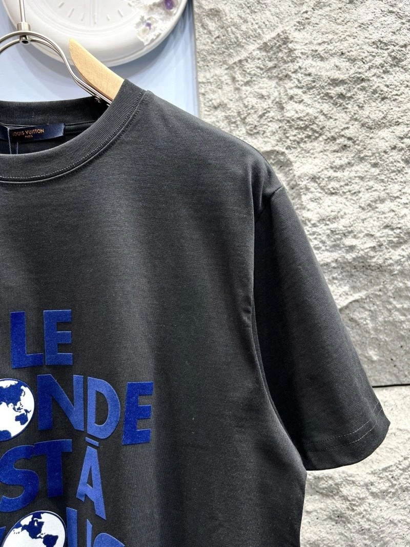 Bargain Louis Vuitton T-Shirts