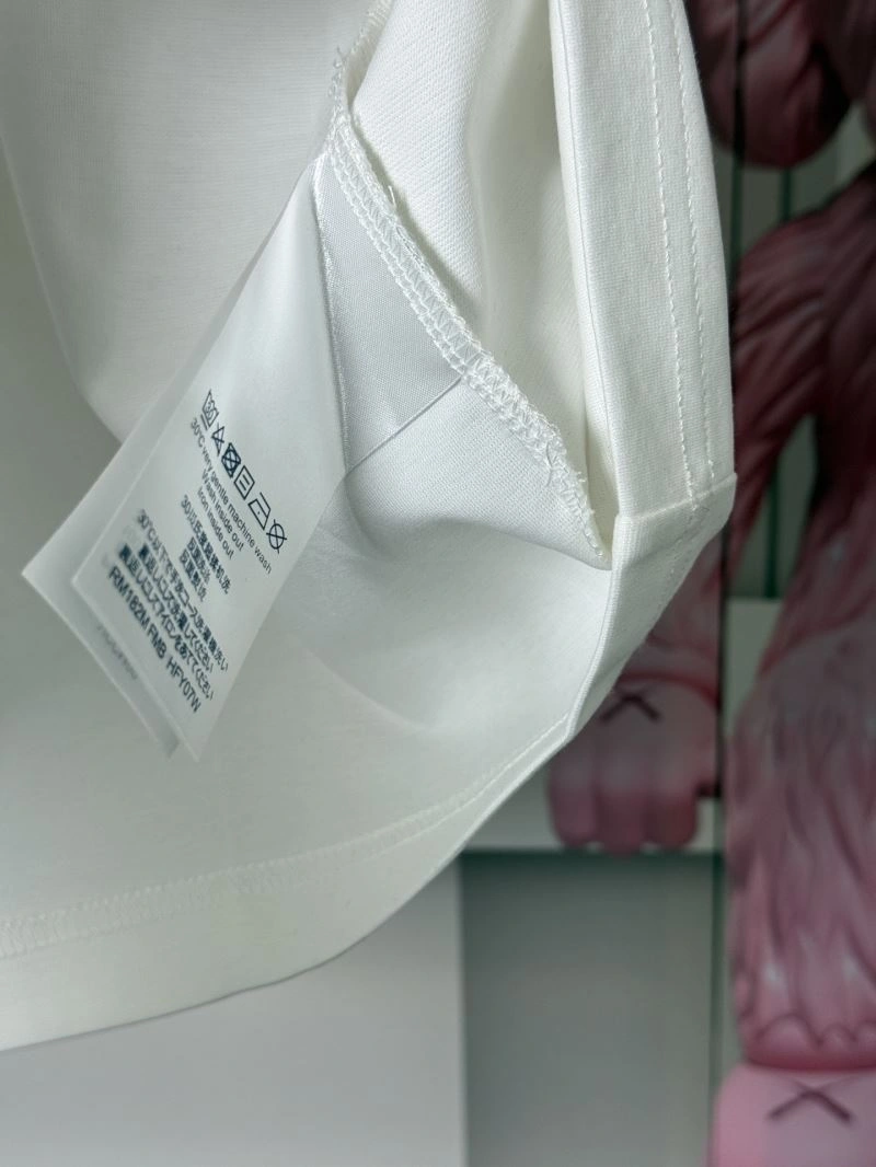 Cut-rate Louis Vuitton T-Shirts