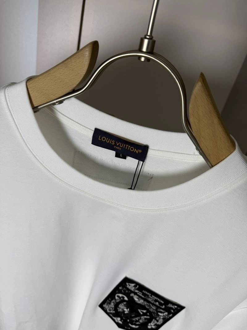 Top mirror Louis Vuitton T-Shirts