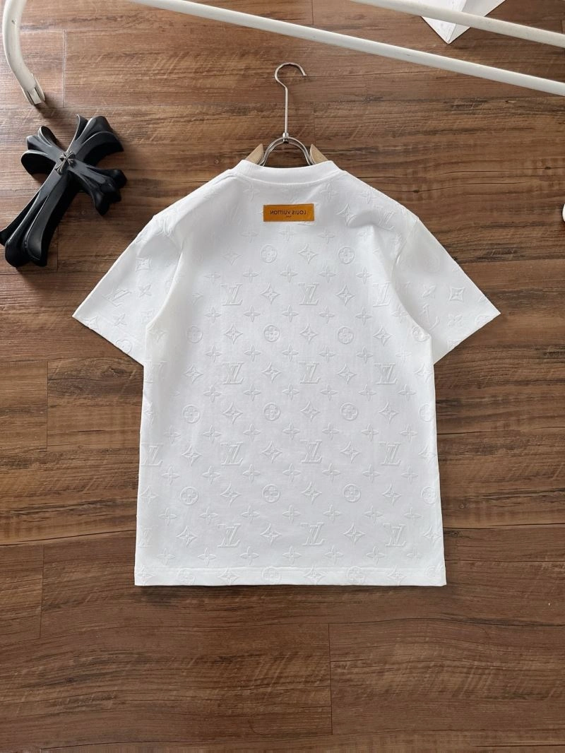 Accurate model Louis Vuitton T-Shirts