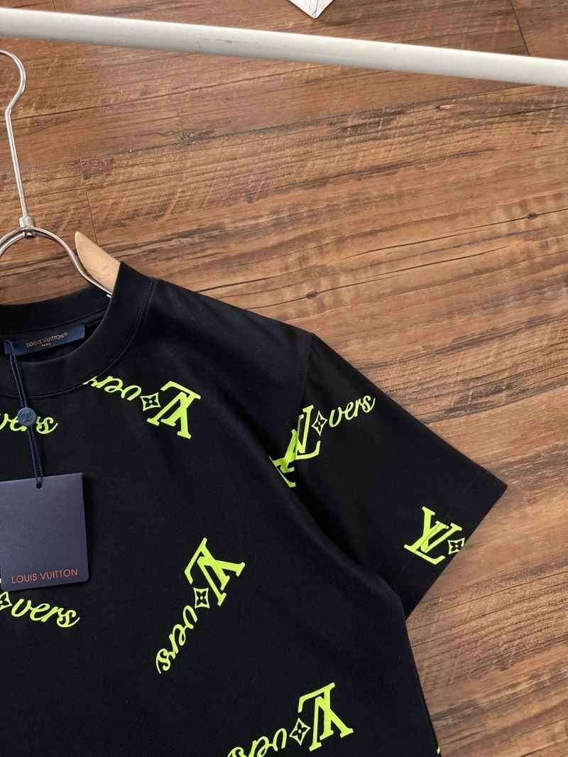 Precise copy Louis Vuitton T-Shirts